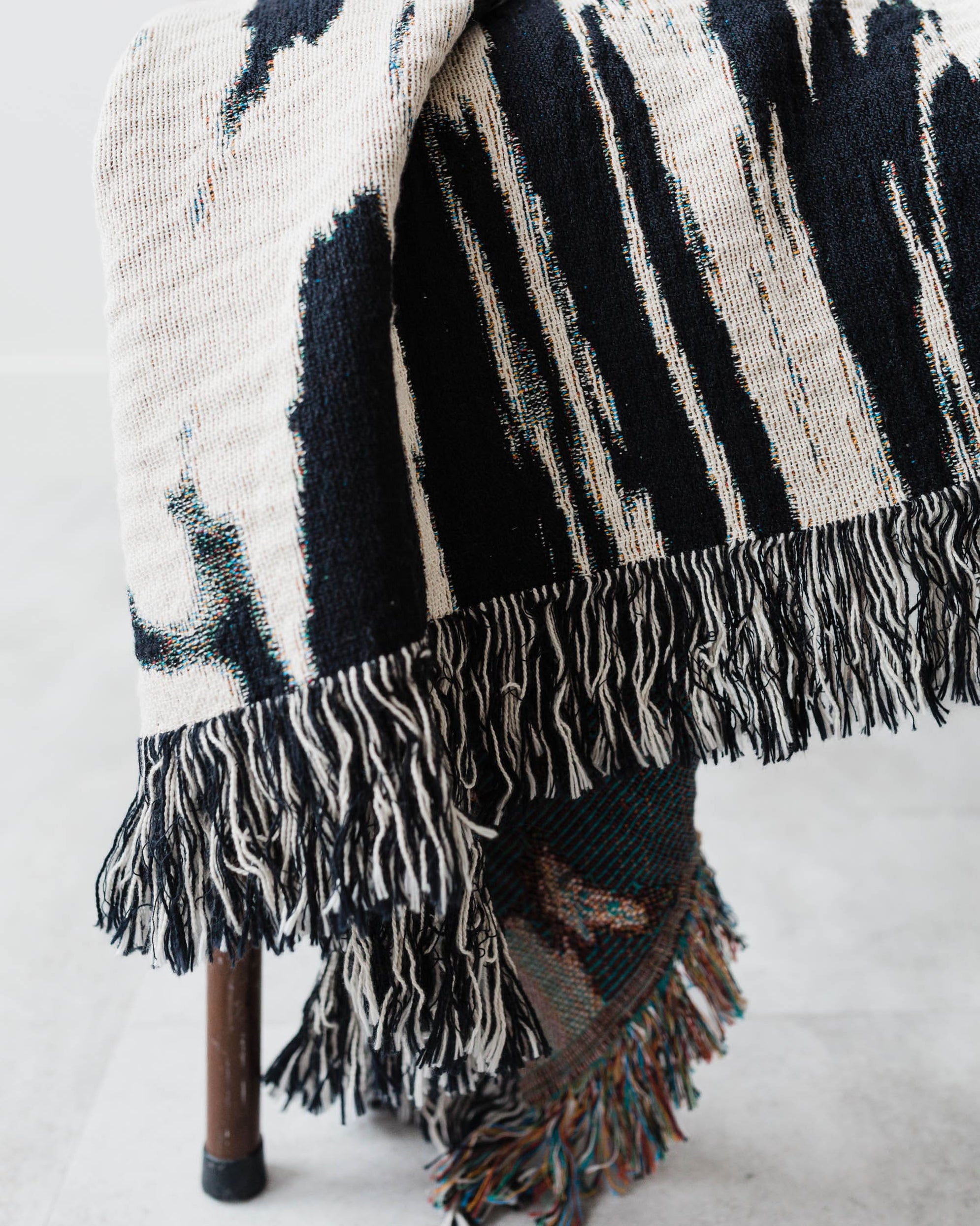 Marble Throw Blanket (Black and White II)– Frankie Print Co